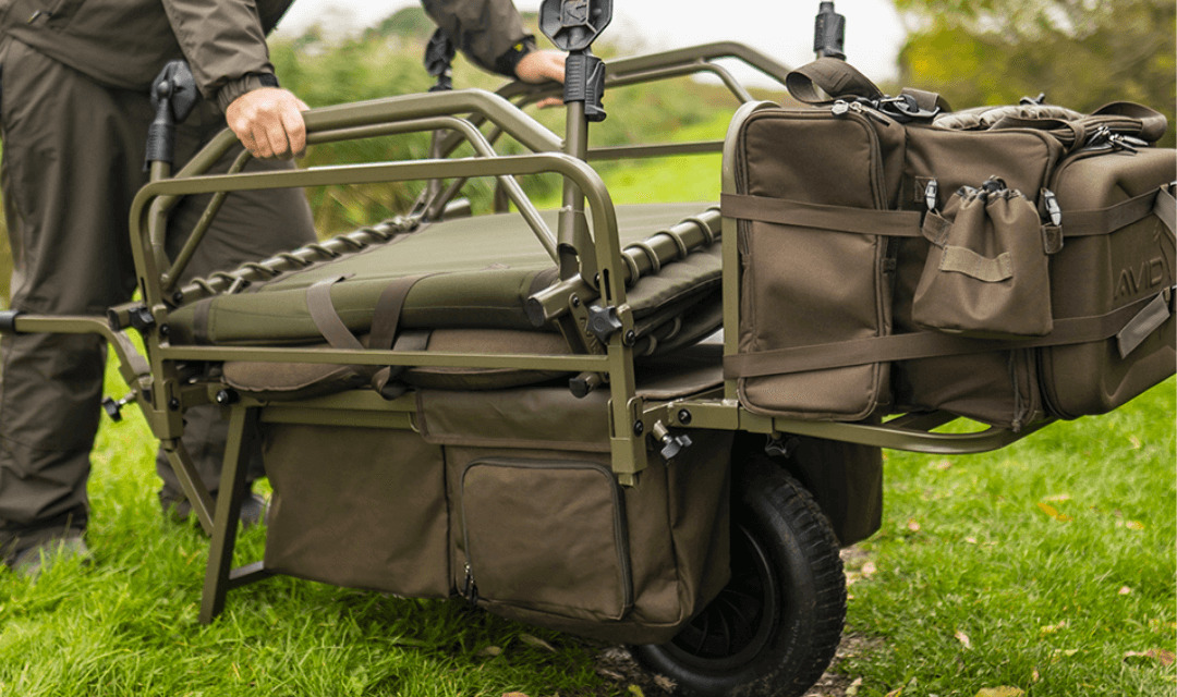 How to Load a Carp Barrow - Carp Squad